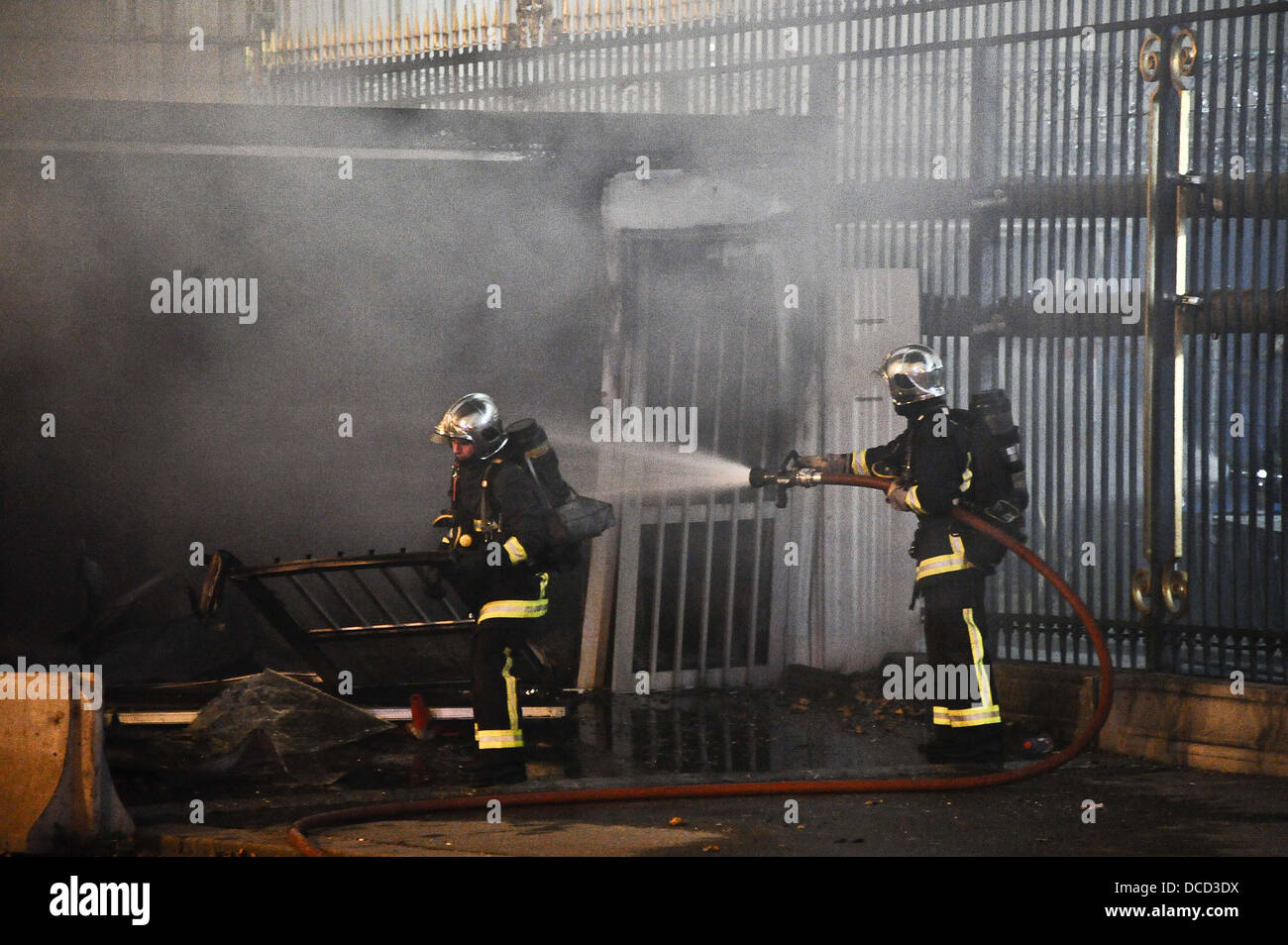 A fire broke out near the Louvre, the famous Paris museum which ...