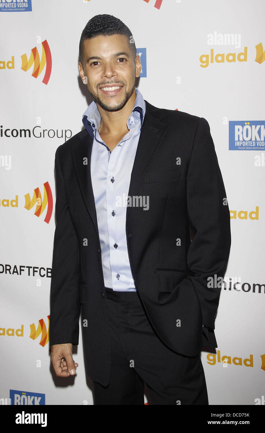 Wilson Cruz The 2011 GLAAD Amplifier Awards, honoring the best in LGBT ...