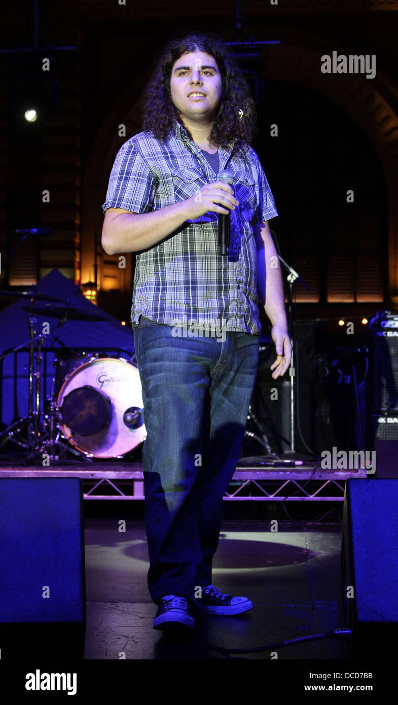 Aaron Lexi 'Autism Is Awesomism' concert to benefit The Miracle Project ...