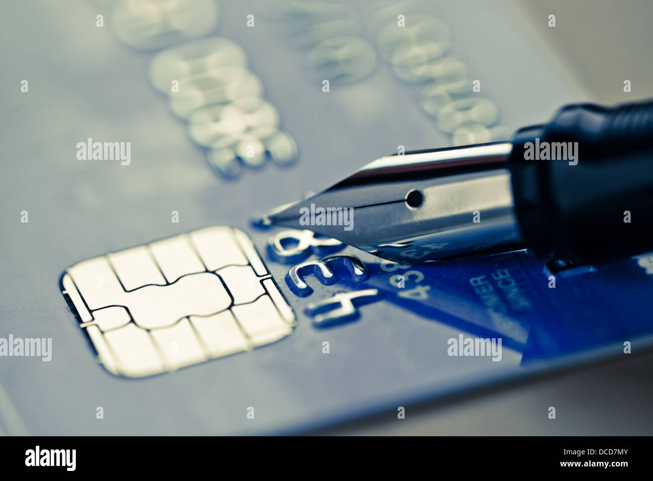 Credit card and pen Stock Photo - Alamy