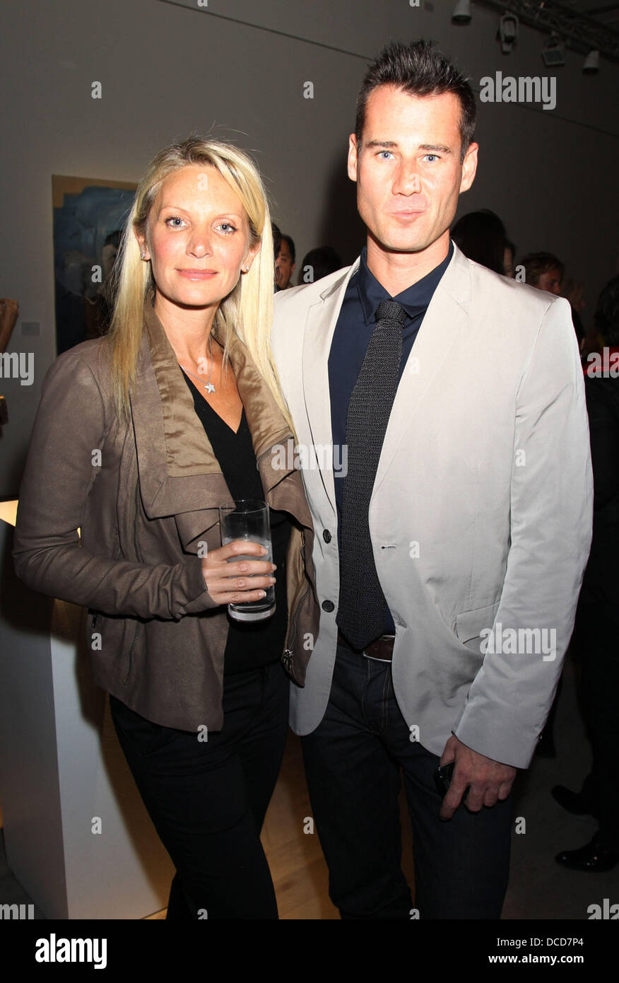 Tim Vincent and Guest Bottletop Full Circle Charity Auction at Howick ...