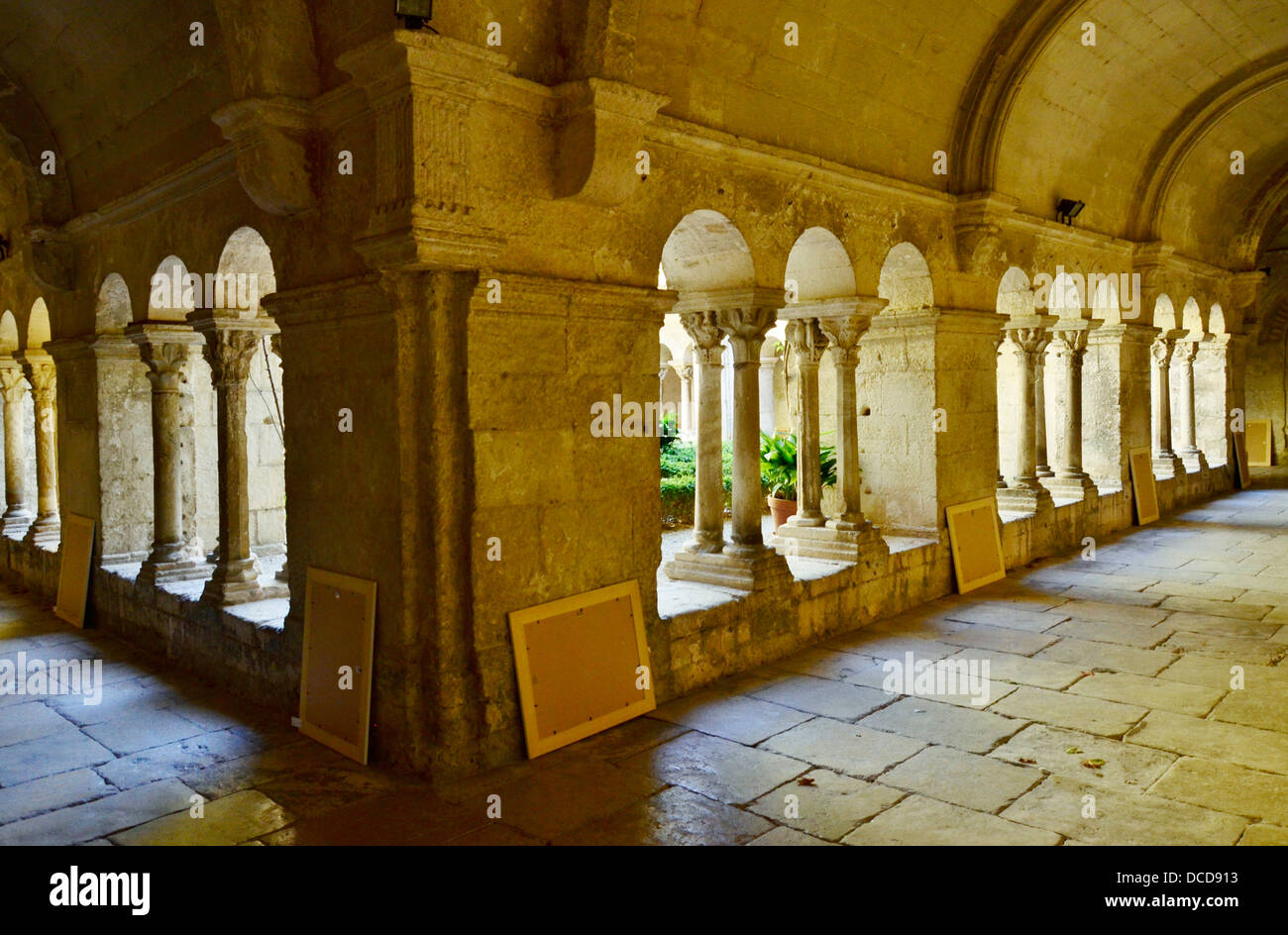 Saint rémy de provence, 1889 hi-res stock photography and images - Alamy