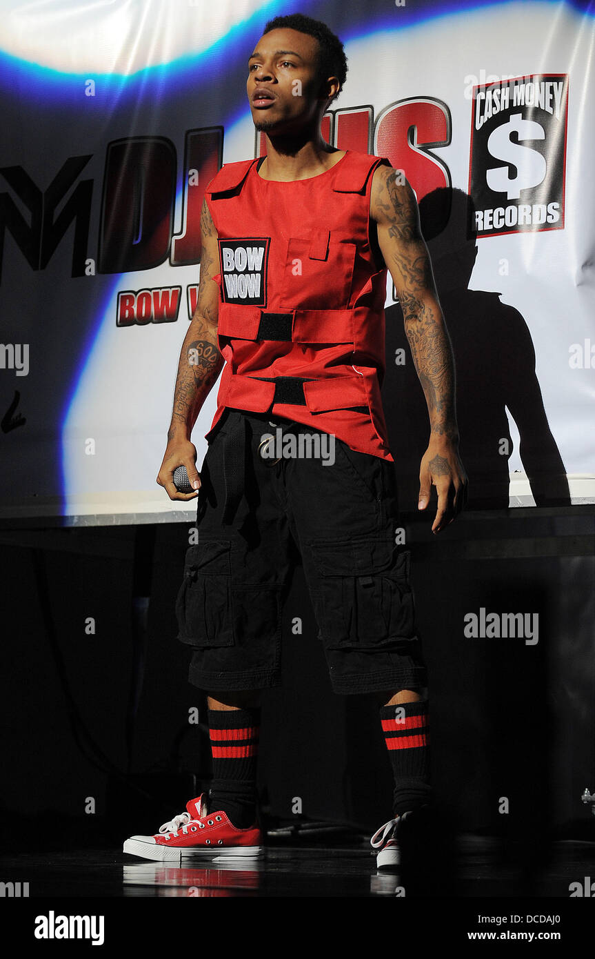Bow Wow The F.A.M.E. Tour at the American Airlines Arena in Miami ...