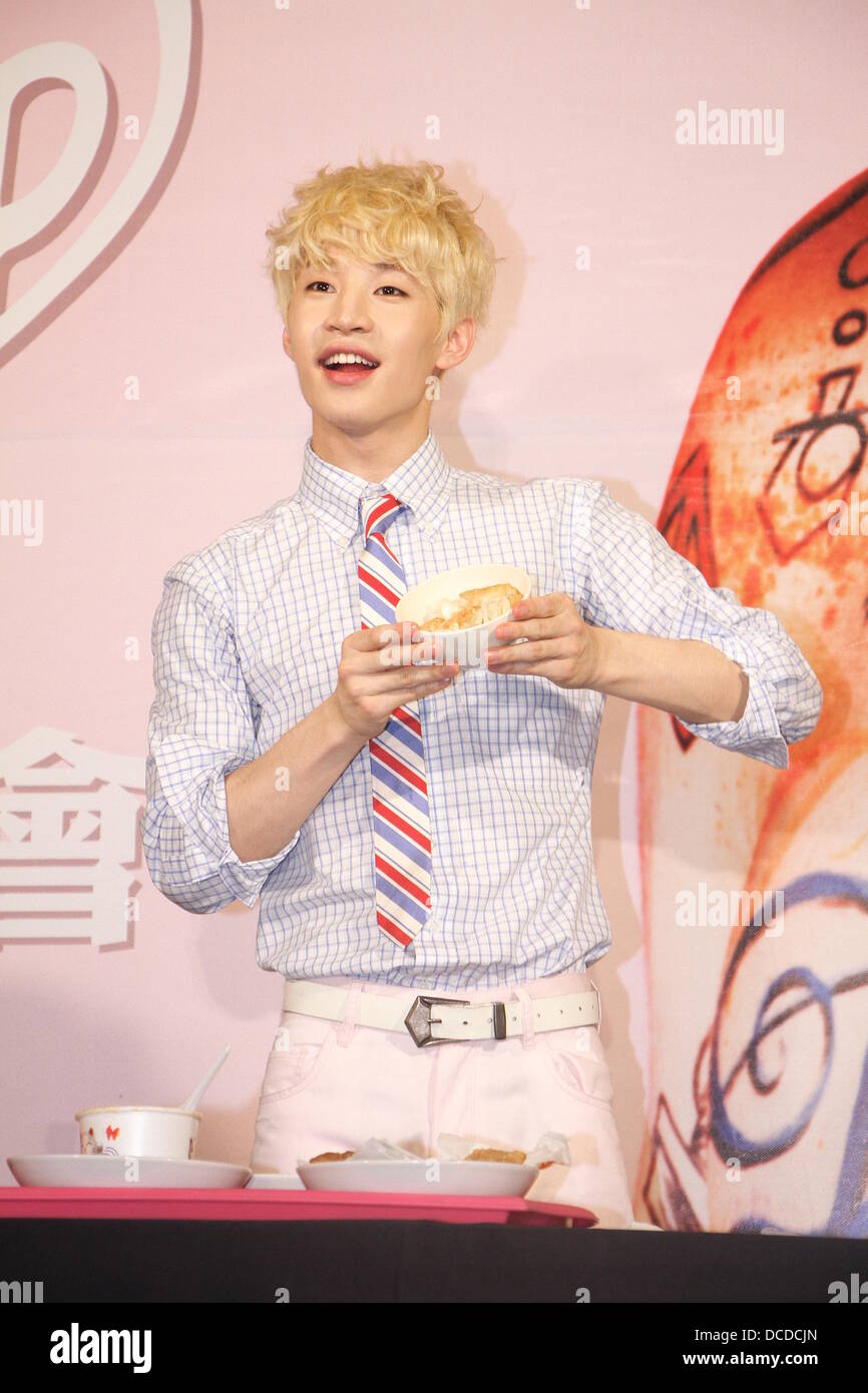 Taipei, Taiwan. 13th Aug, 2013. Member of SJ-M, Korean singer HENRY ...