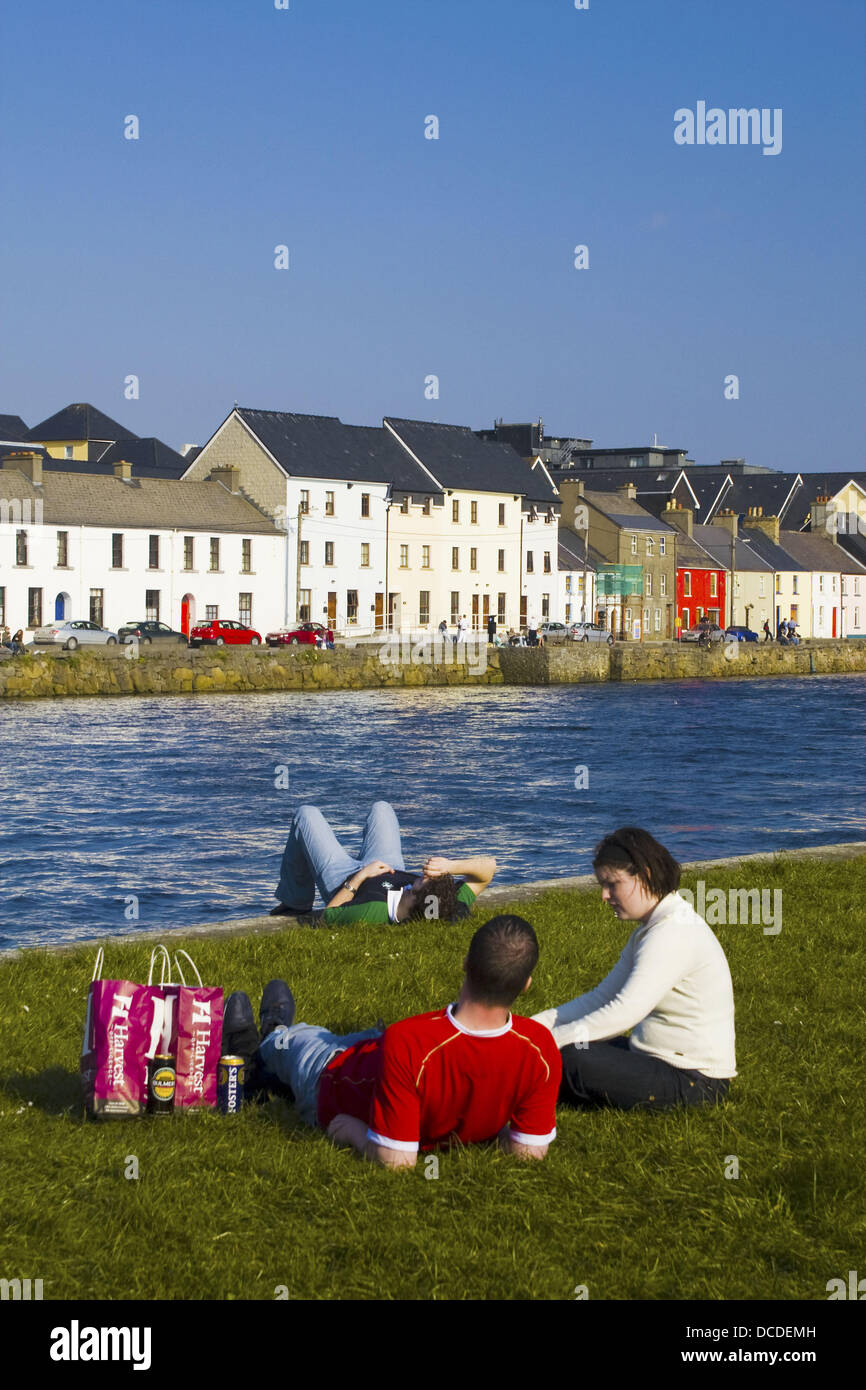 The claddagh quay hi-res stock photography and images - Alamy