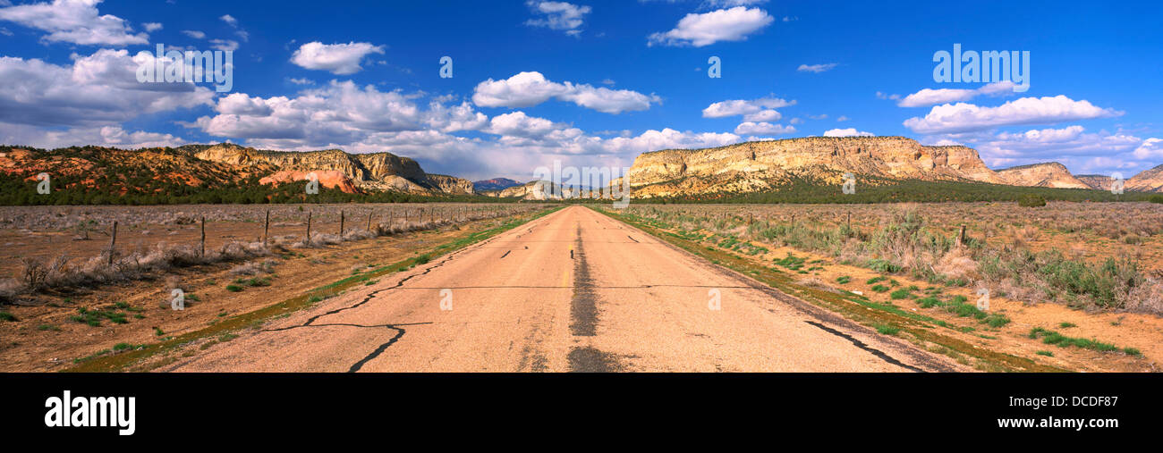 Johnson canyon road hi-res stock photography and images - Alamy