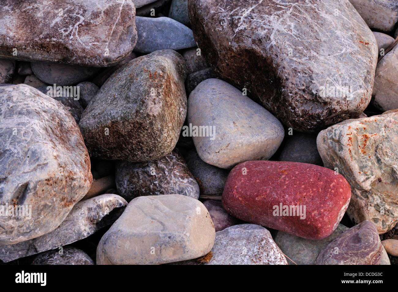Rounded river rocks hi-res stock photography and images - Alamy