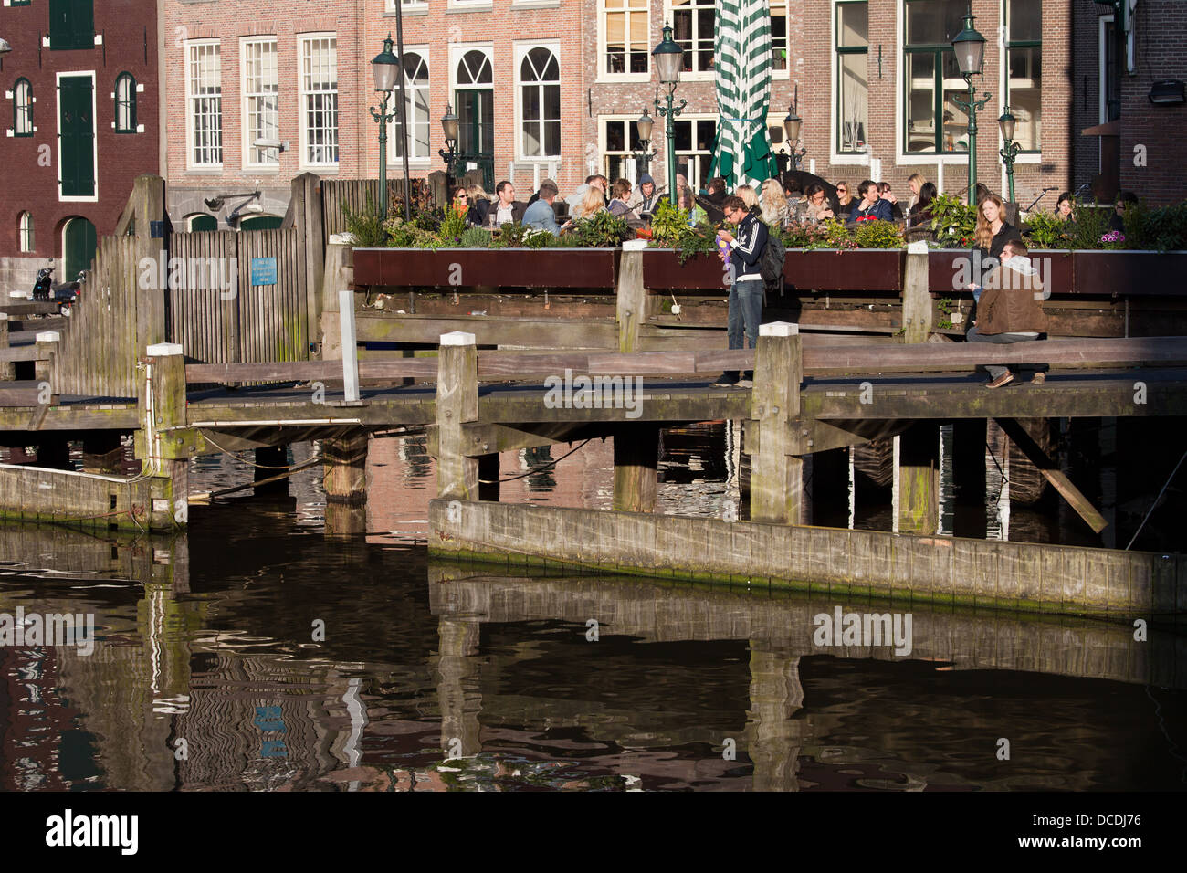 Cafe on water hi-res stock photography and images - Alamy