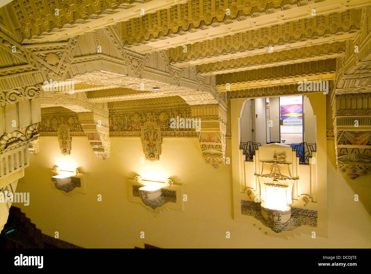 Art Deco Marine Building Vancouver Stock Photos & Art Deco Marine ...