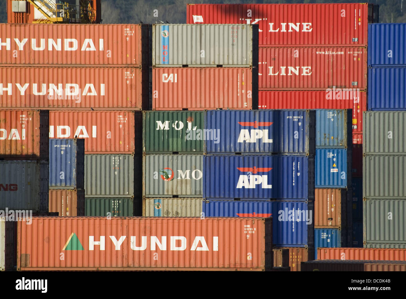 Containers in a port Stock Photo - Alamy