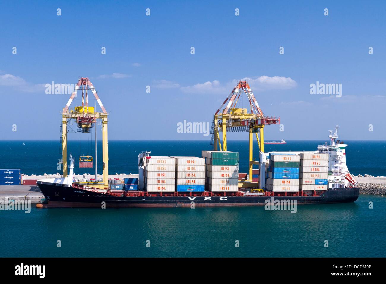 Container port muscat port sultan hi-res stock photography and images ...