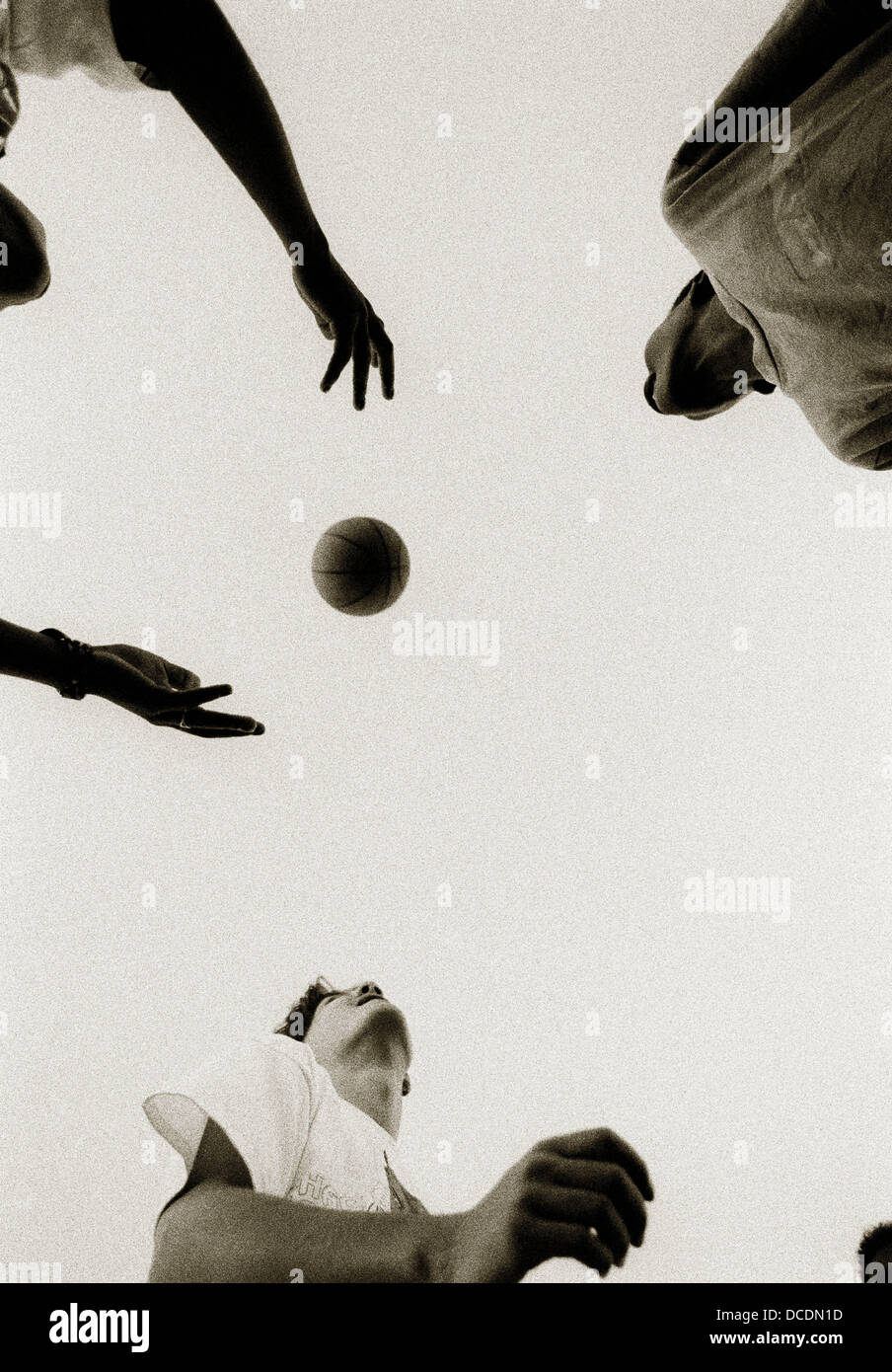 Young Men Playing Basketball Stock Photo - Alamy Young Men Playing Basketball Stock Photo - Alamy
