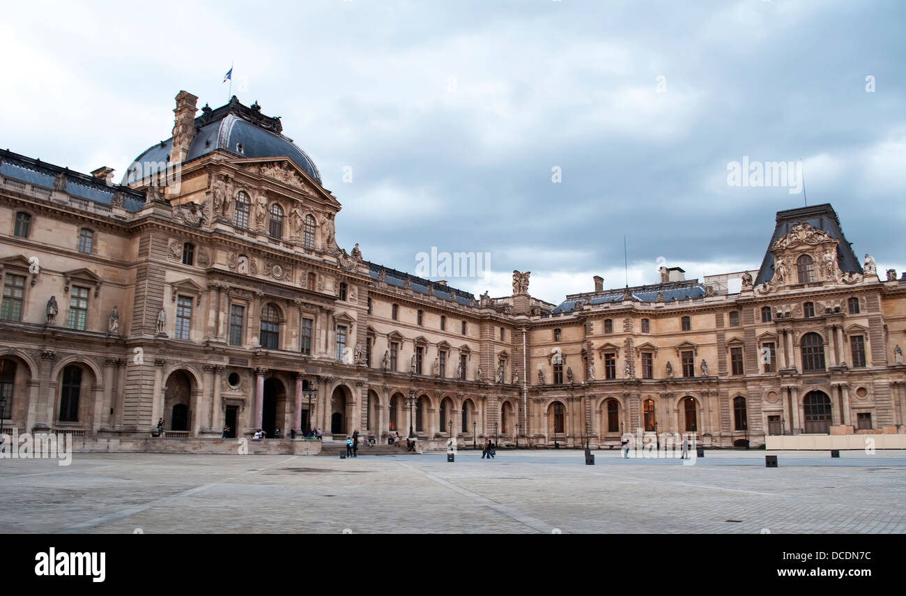 Louvre museum paris hi-res stock photography and images - Alamy