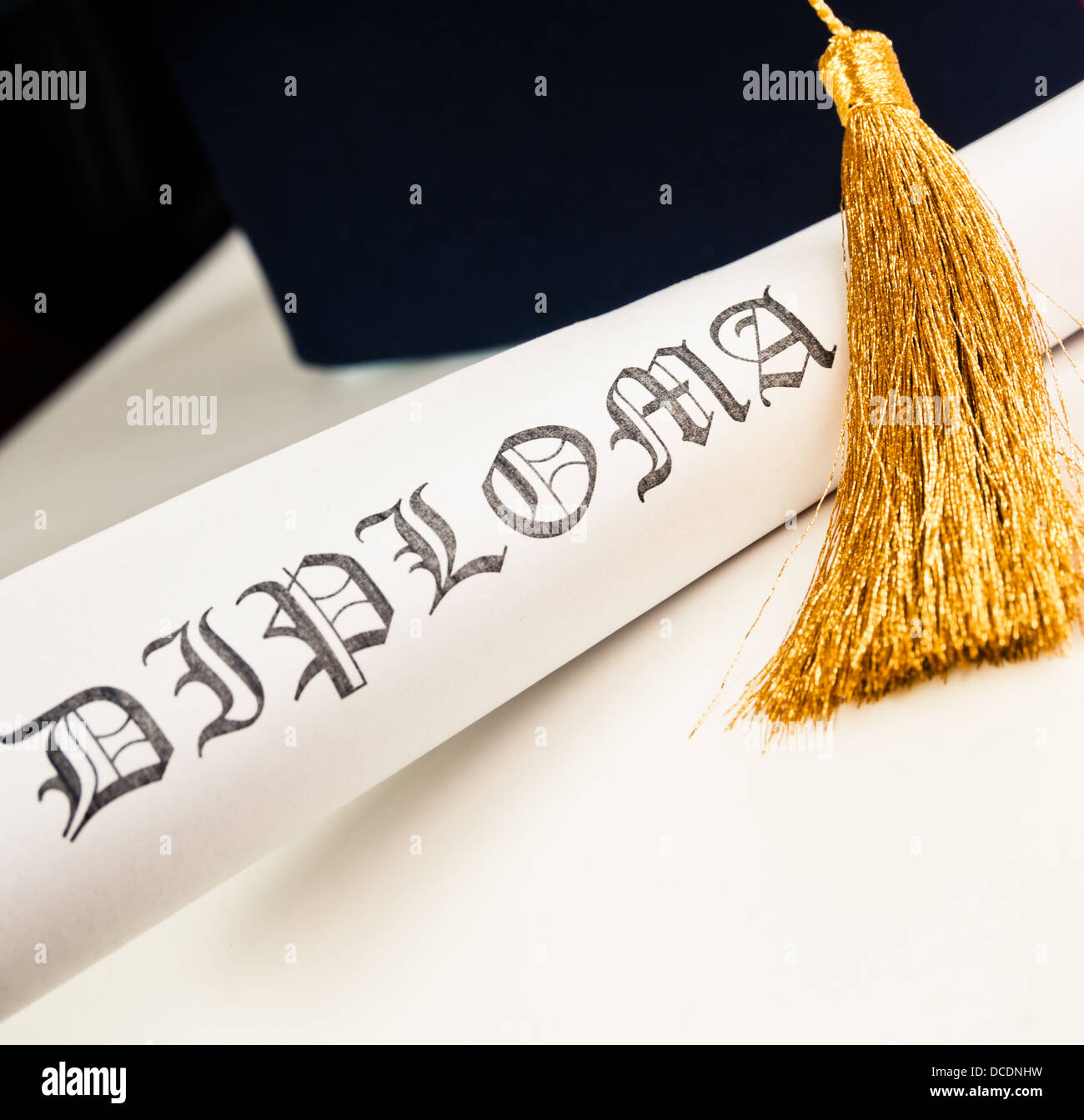 Graduation hat and Diploma Stock Photo - Alamy