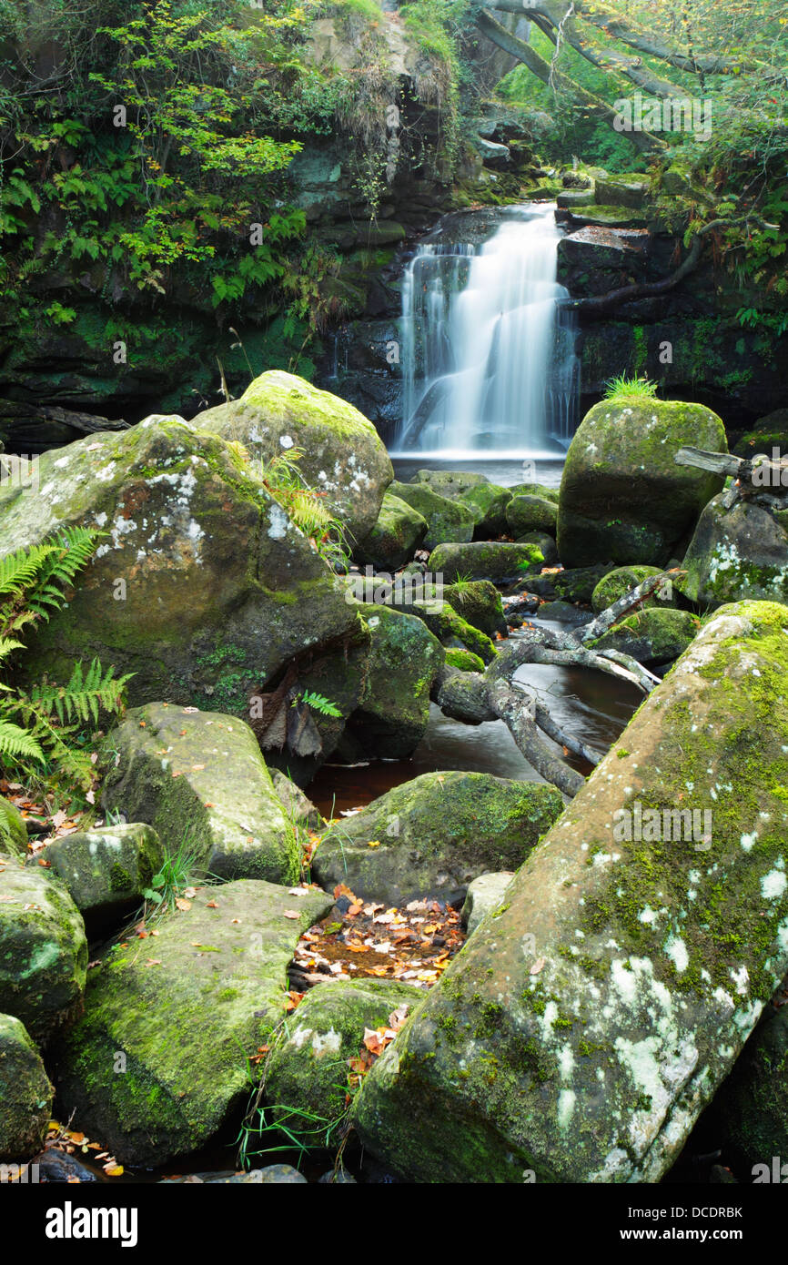 Foss cascade hi-res stock photography and images - Alamy