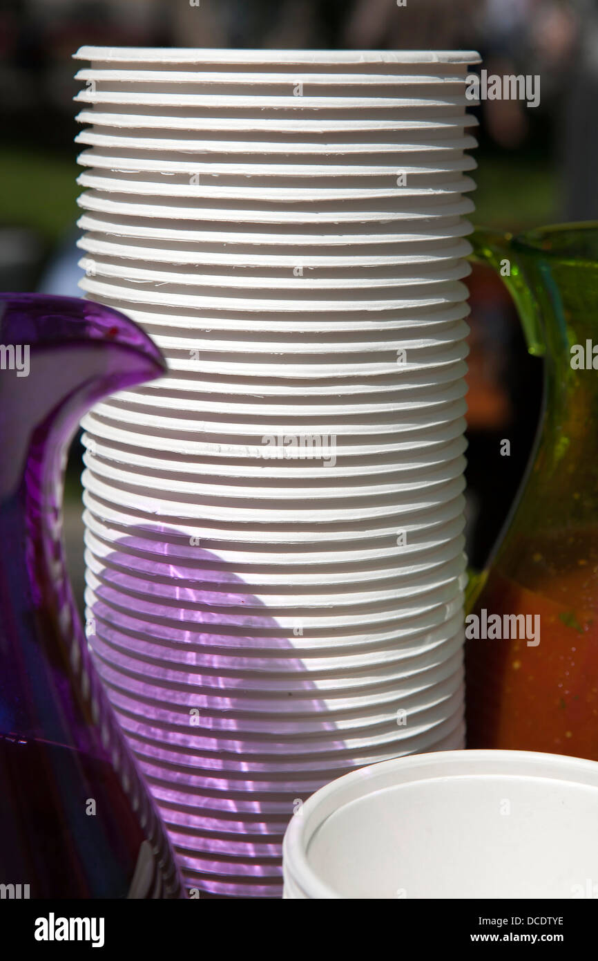 Abstract background of white paper organic glasses Stock Photo - Alamy