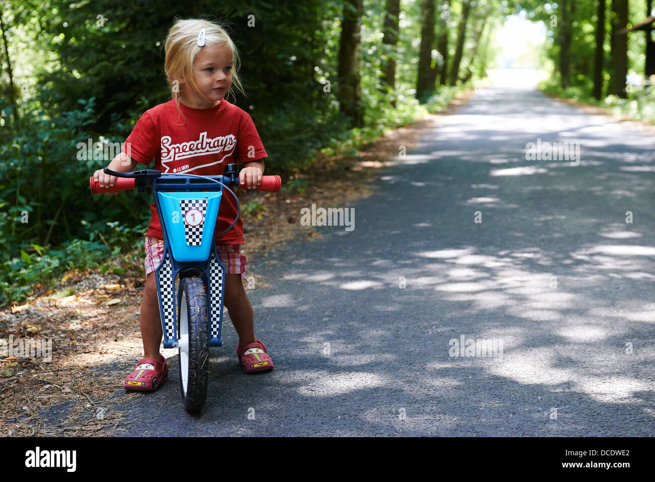 Blond girl riding horse hi-res stock photography and images - Alamy