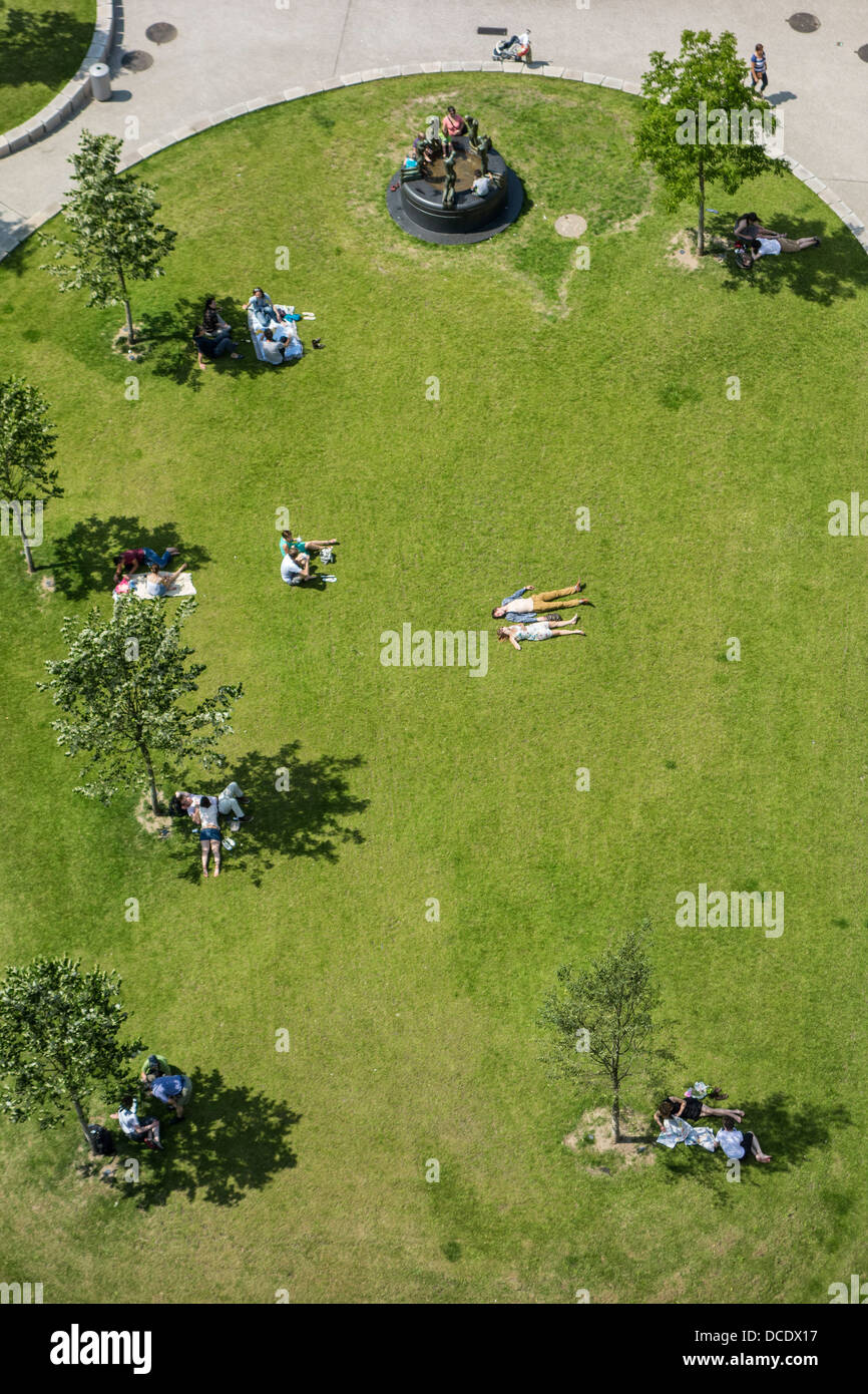 Aerial people park hi-res stock photography and images - Alamy