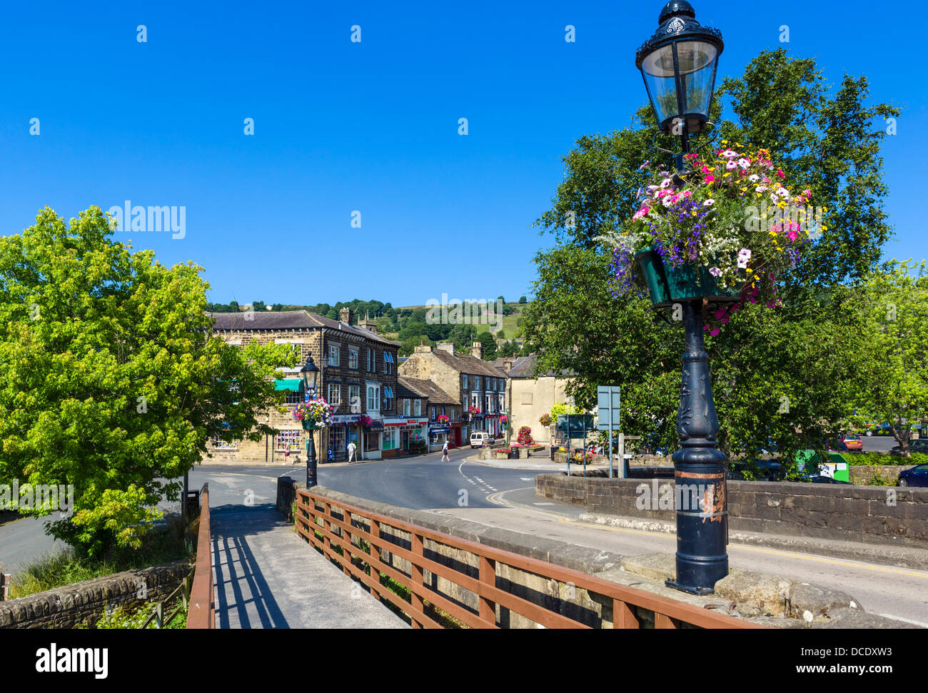 Bridge over River Nidd looking towards High Street, Pateley Bridge ...