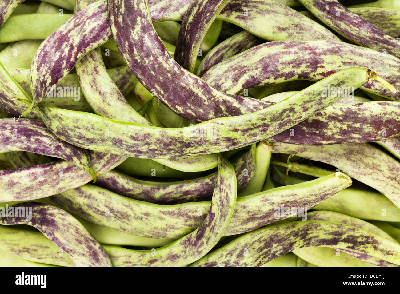 Flat green beans hi-res stock photography and images - Alamy