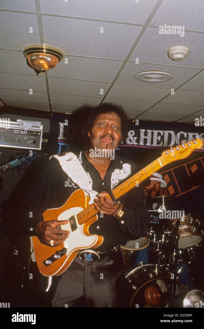ALBERT COLLINS (1932-1993) US blues guitarist about 1990. Photo Jeffrey ...