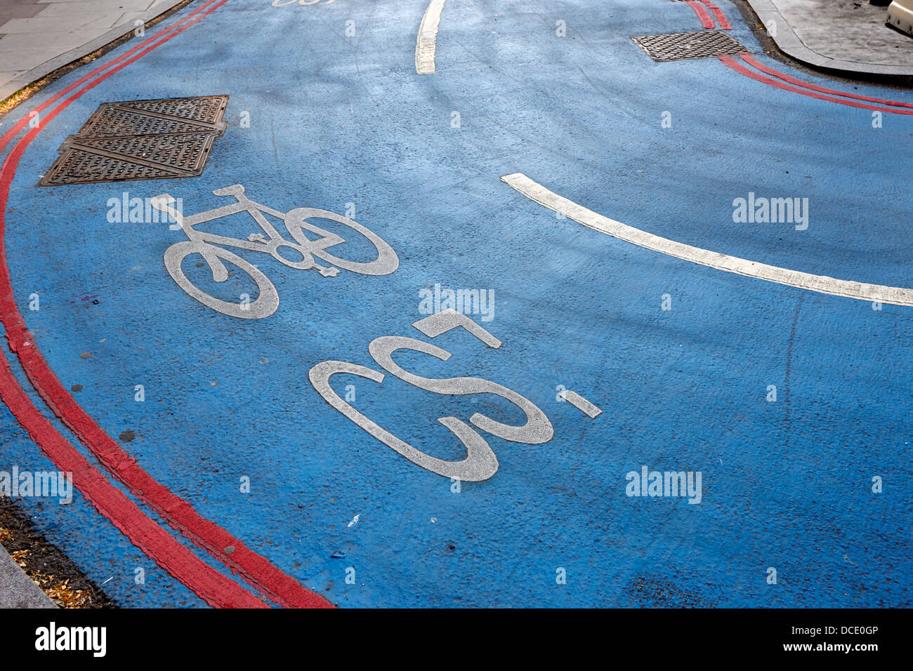 Cycling superhighways hi-res stock photography and images - Alamy