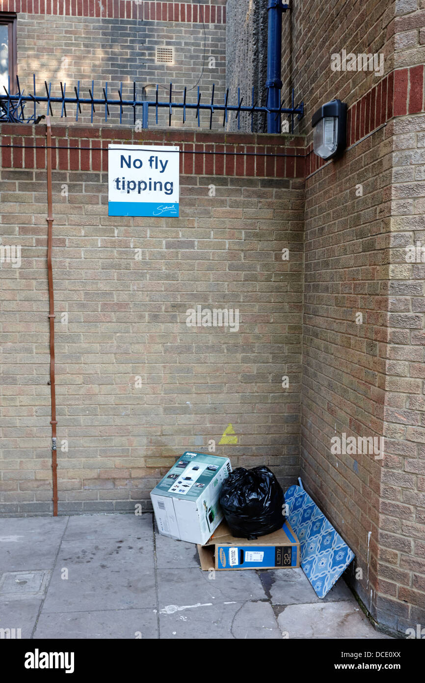 No tipping sign hi-res stock photography and images - Alamy