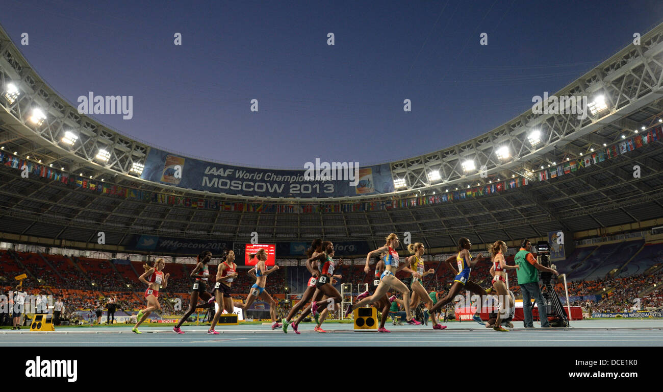 Moscow, Russia. 15th Aug, 2013. Athletes compete in the Women's 1500m ...