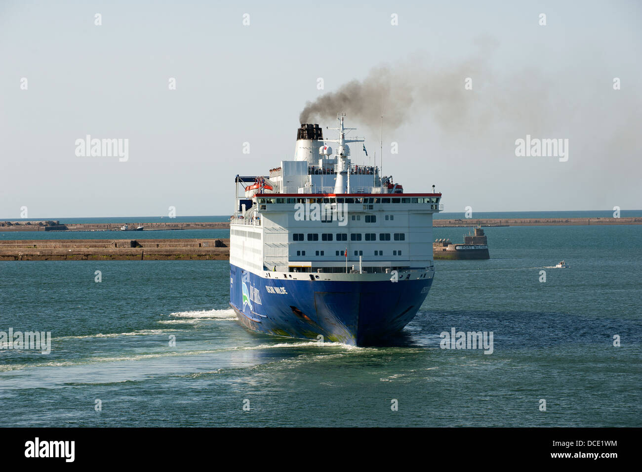 Oscar Wilde ferry using bow booster to manoeuvre out of Cherbourg ...