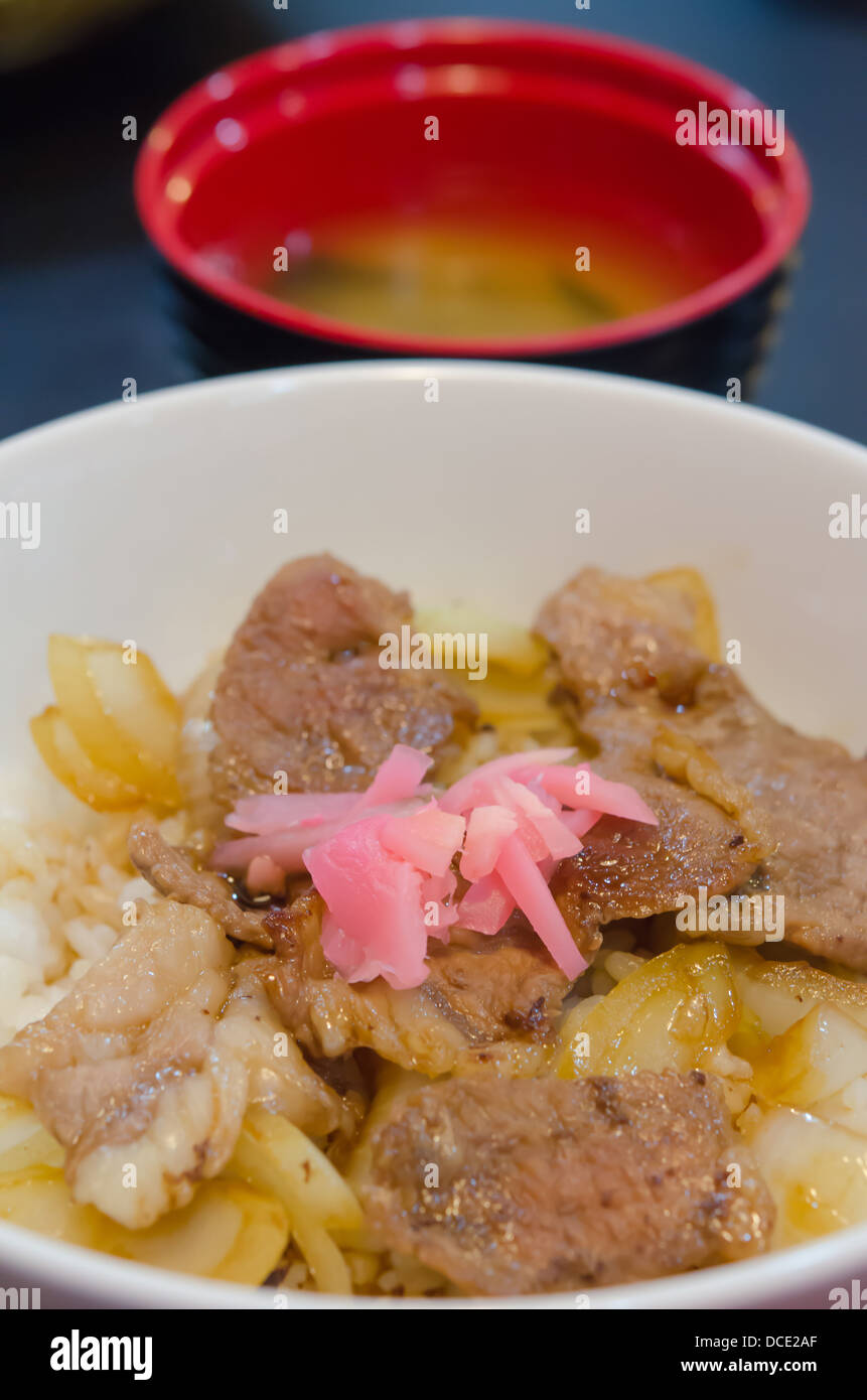 close up meat over rice , Japanese style food Stock Photo - Alamy
