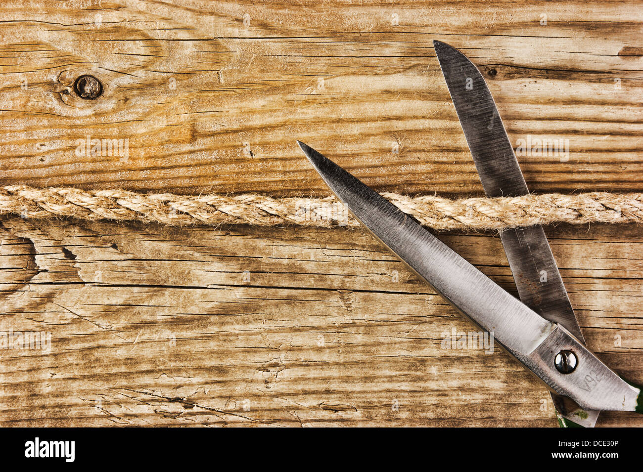 Old cut rope hi-res stock photography and images - Alamy