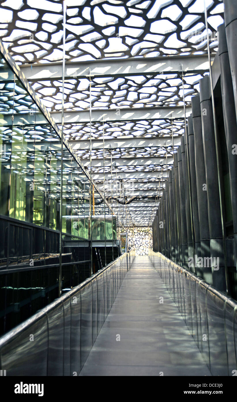 Urban mucem modern art museum hi-res stock photography and images - Alamy