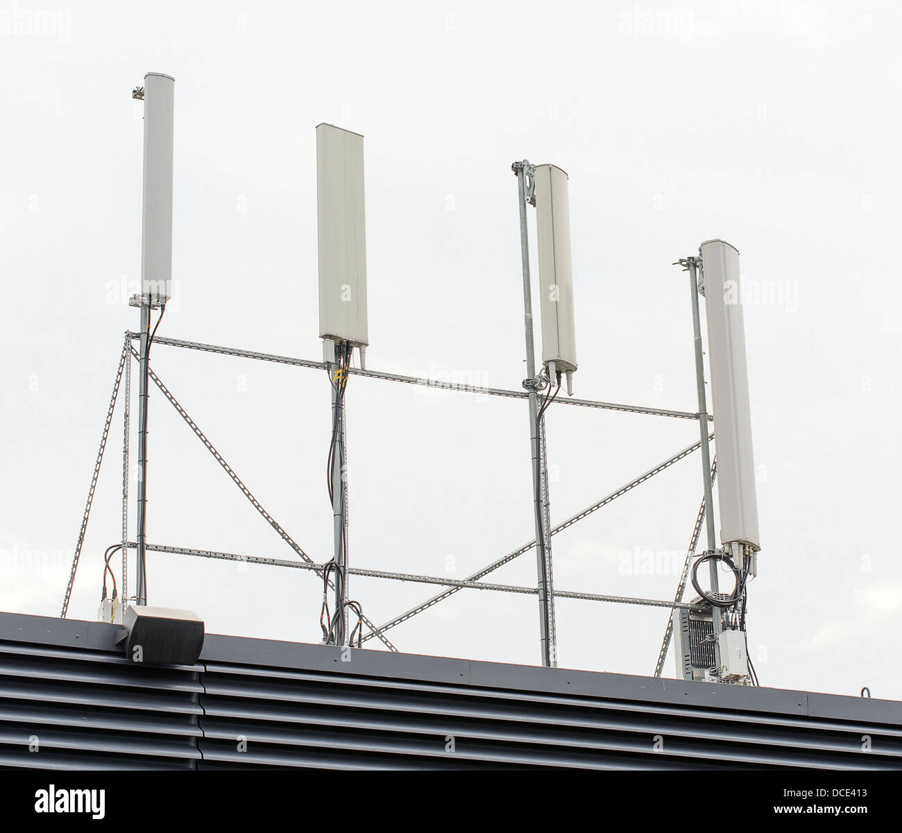 Cellphone towers hi-res stock photography and images - Alamy