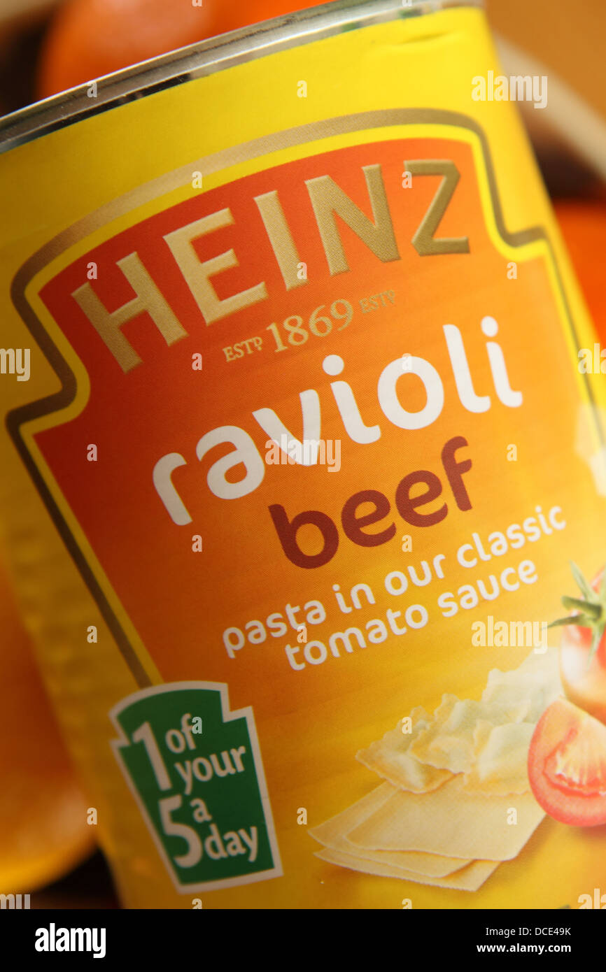 Heinz beef ravioli tin hi-res stock photography and images - Alamy