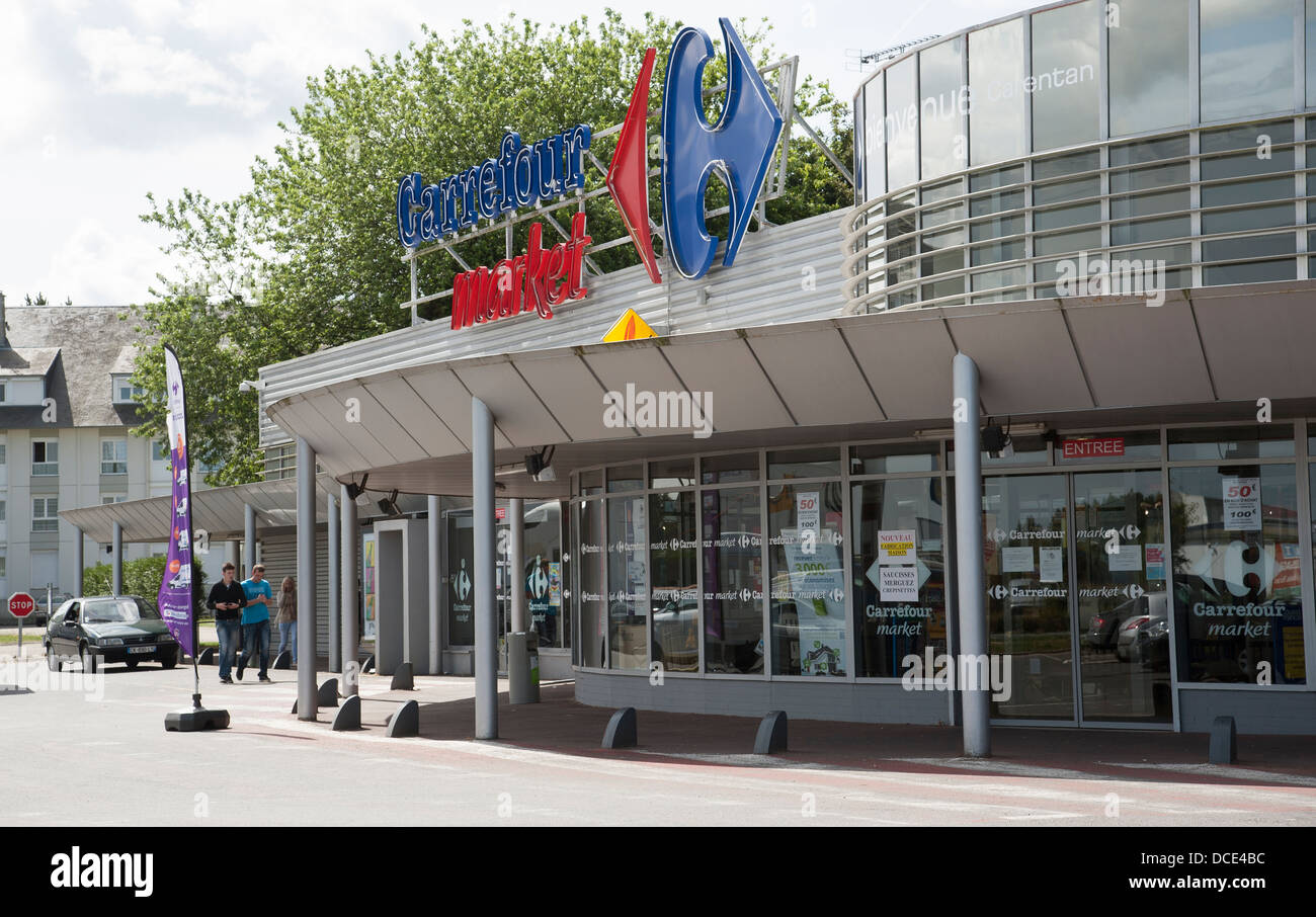 Carrefour store hi-res stock photography and images - Alamy