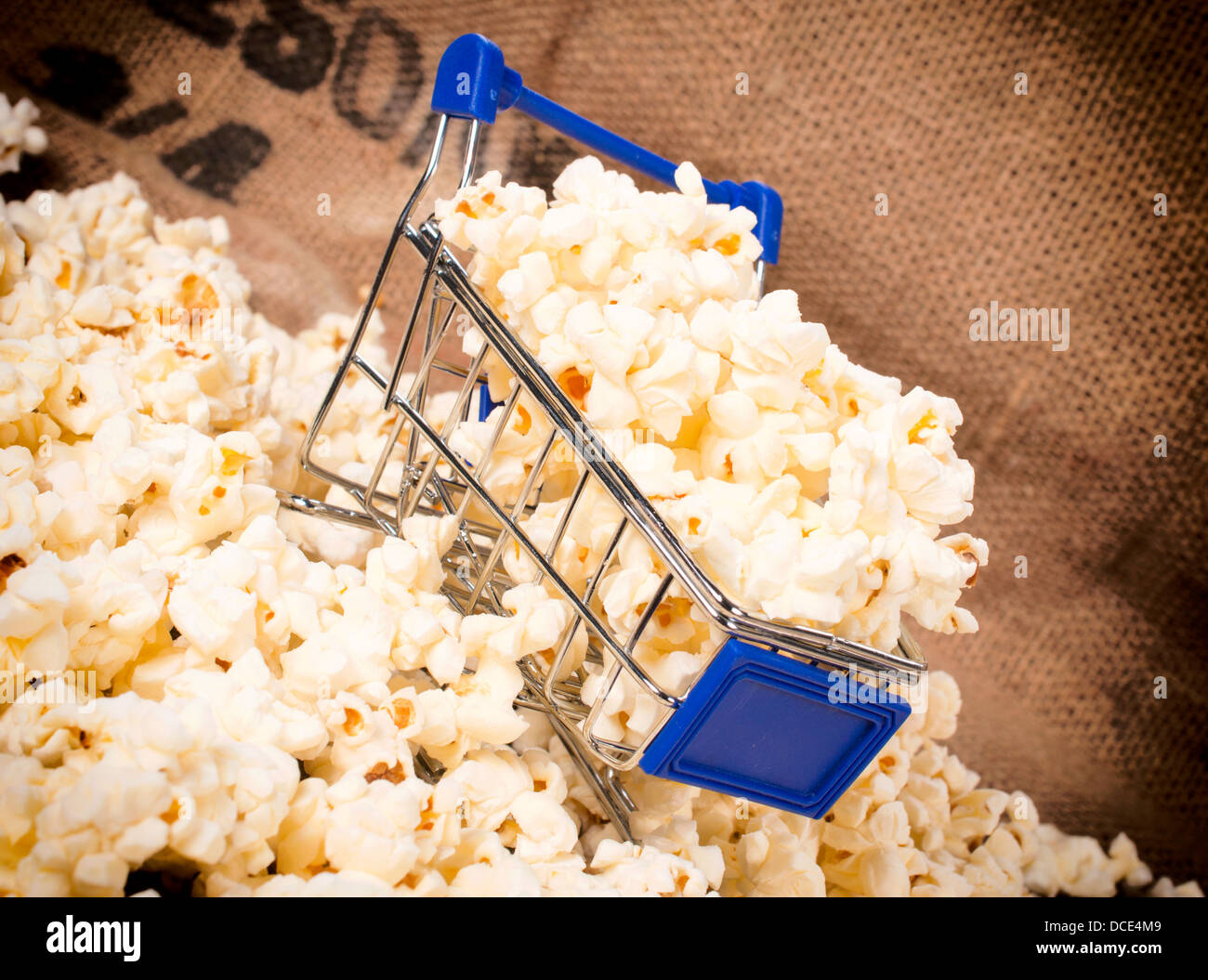 Large group of the pop corn in a trolley Stock Photo - Alamy