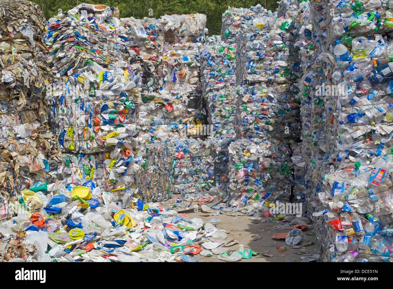 Recycling Bundles Of Plastic And Metal Stock Photo - Alamy