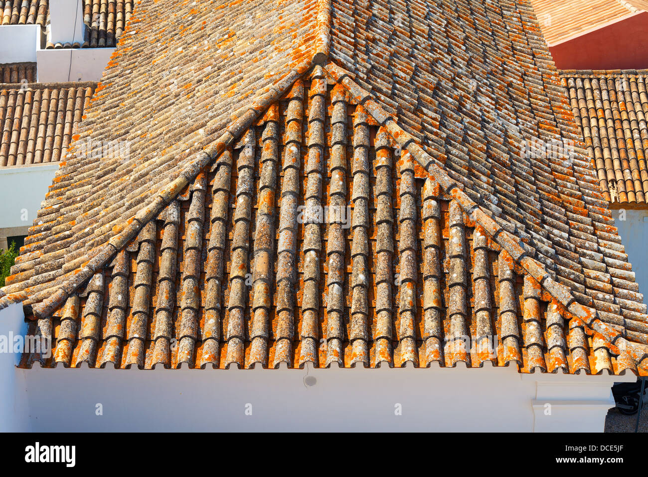 Sunny tiles hi-res stock photography and images - Alamy