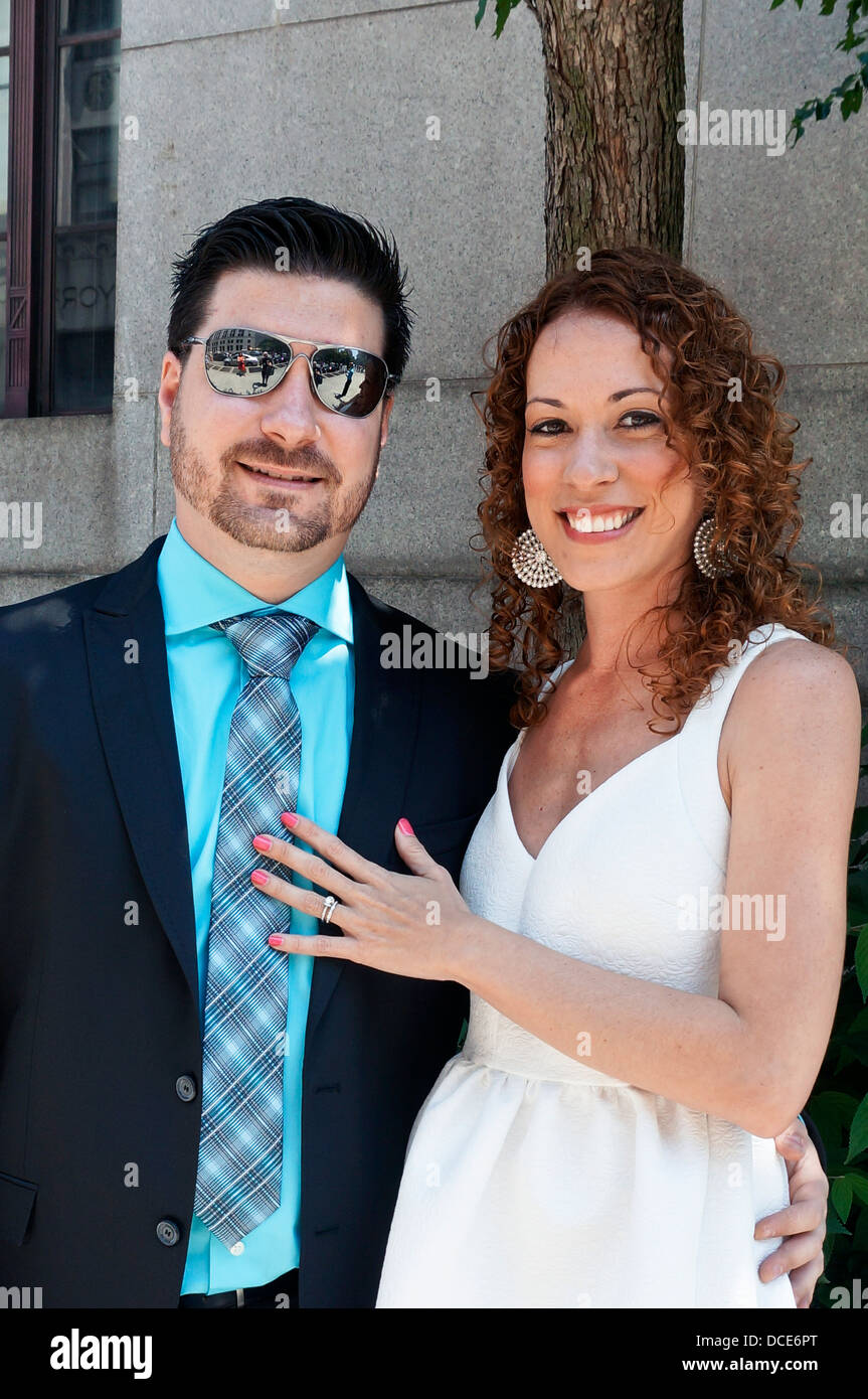 Young bride old groom hi-res stock photography and images - Alamy