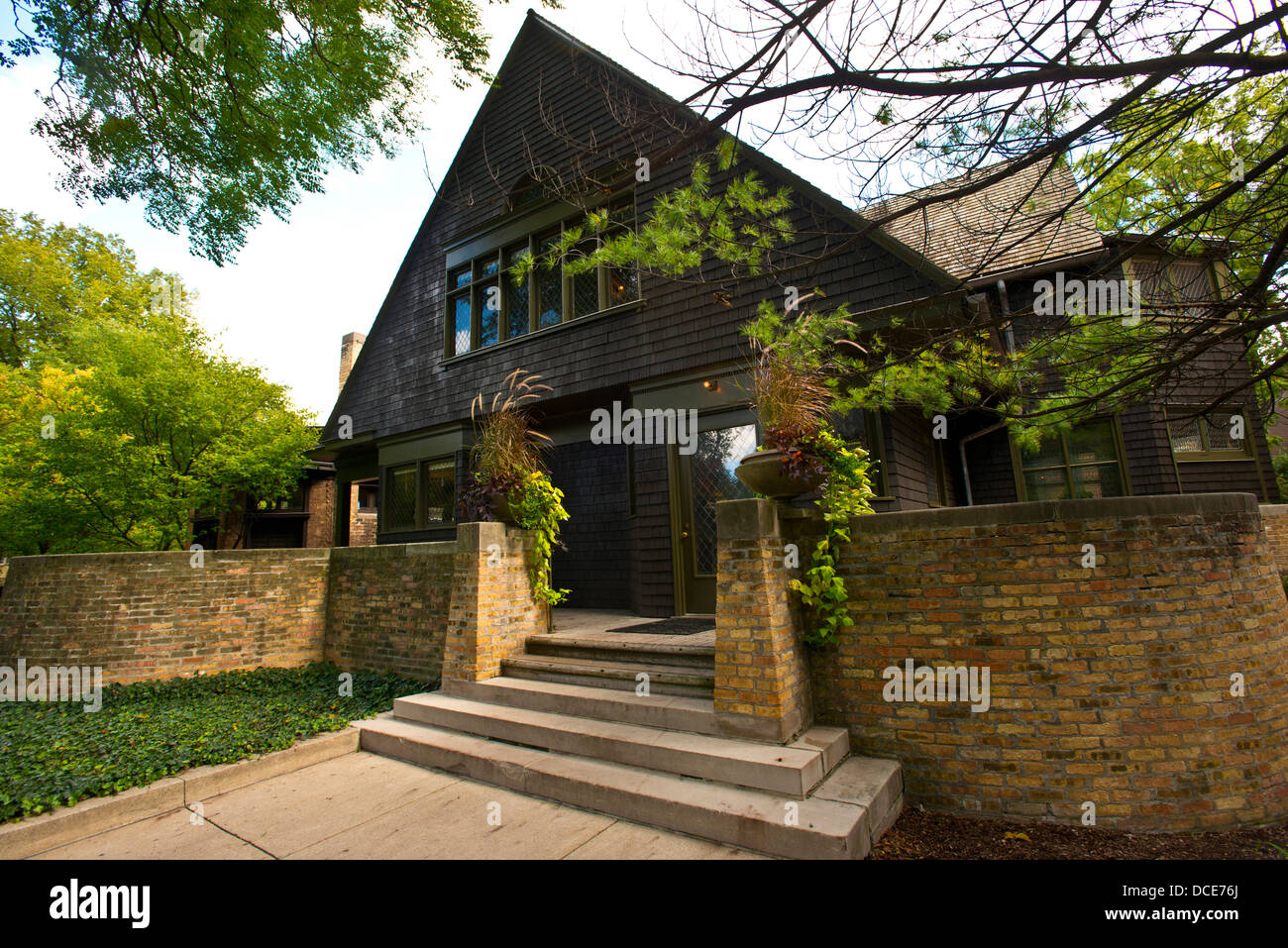 Frank lloyd wright studio oak park hi-res stock photography and images ...