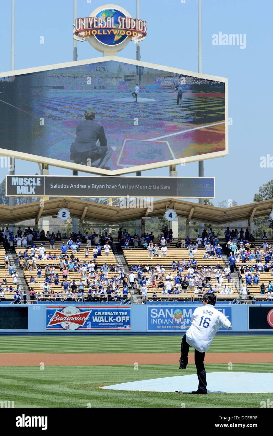 Ceremonial first pitch baseball hi-res stock photography and images - Alamy
