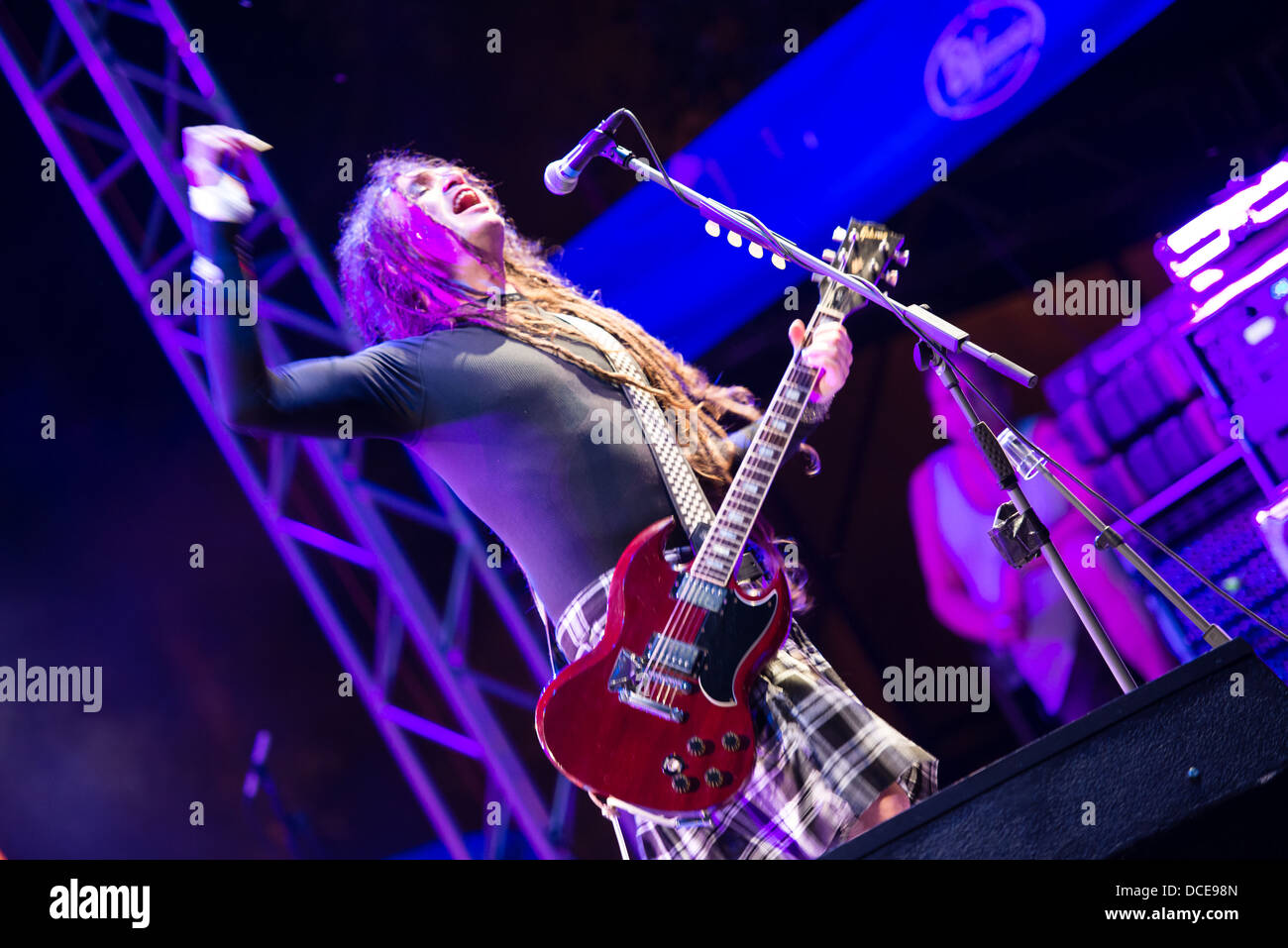 Tomas roll hi-res stock photography and images - Alamy