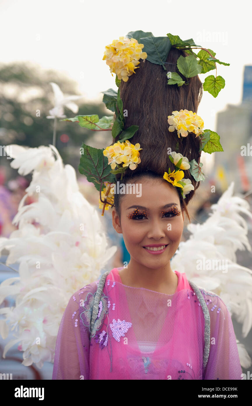 Elaborate hairstyle hi-res stock photography and images - Alamy