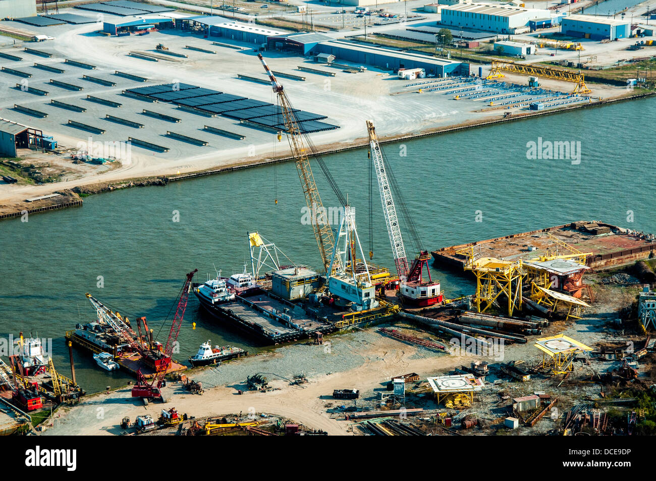 River landscape boats morgan hi-res stock photography and images - Alamy