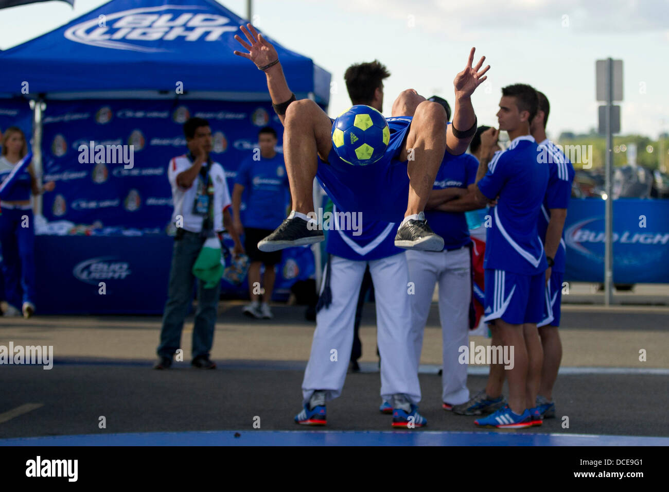 Air bud football hi-res stock photography and images - Alamy
