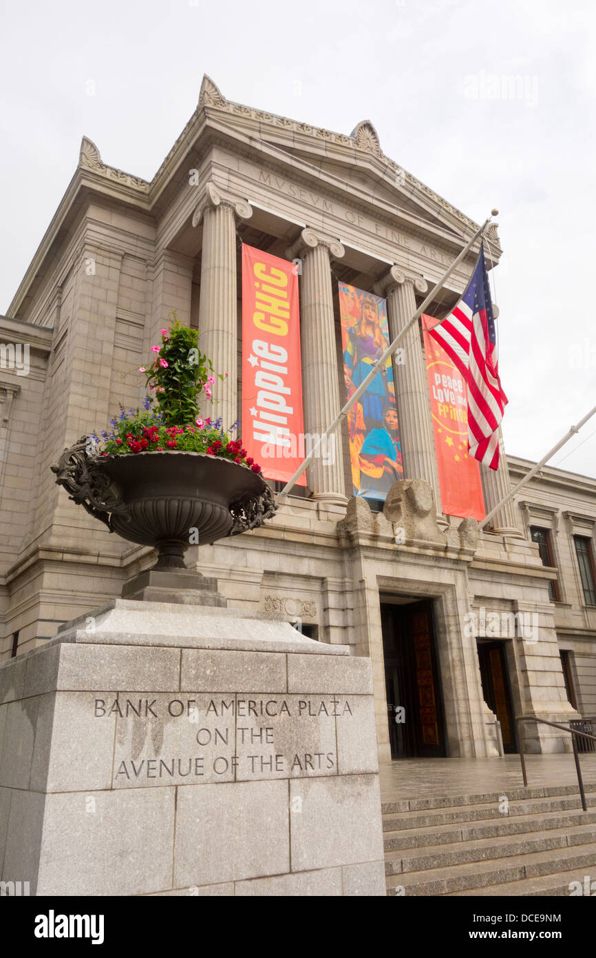 Collection exhibits outside exterior front entrance hi-res stock ...