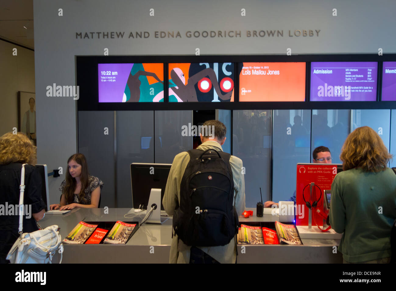 Museum ticket booth hi-res stock photography and images - Alamy