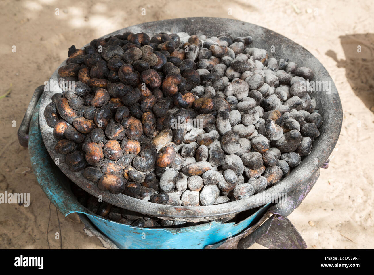 Senegal cashew nuts hi-res stock photography and images - Alamy