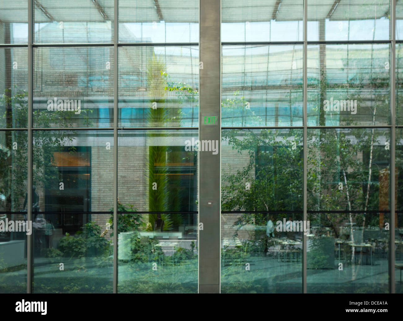 courtyard reflection at the Museum of Fine Arts Boston Stock Photo - Alamy