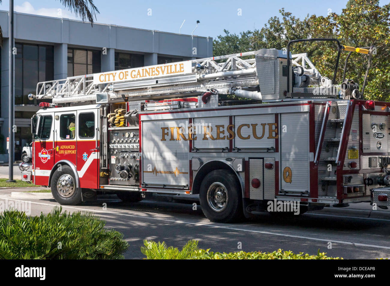 What Is A Ladder Fire Truck at Renee Andrzejewski blog